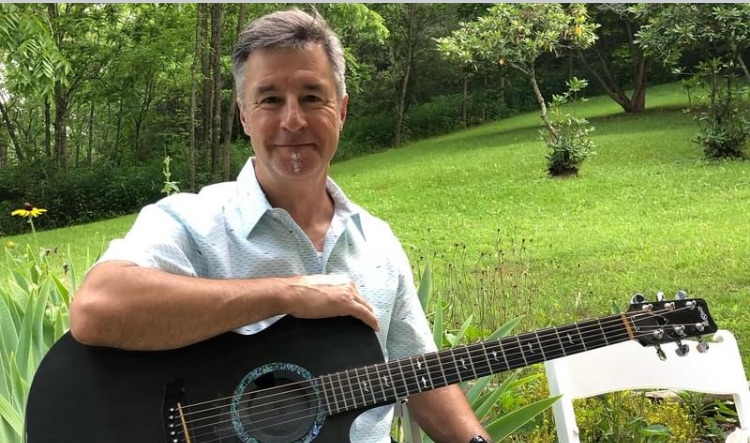 Red Dog Bar & Bistro | Restaurant Location West Jefferson NC